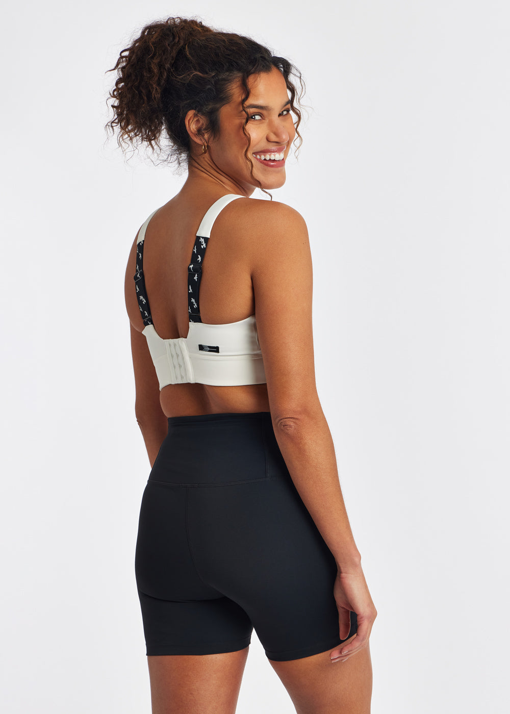 Queen Bra – OISELLE
